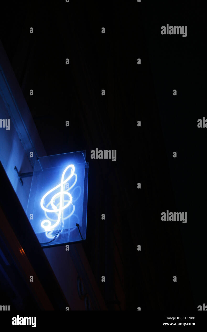 music note neon shop sign at night Stock Photo - Alamy