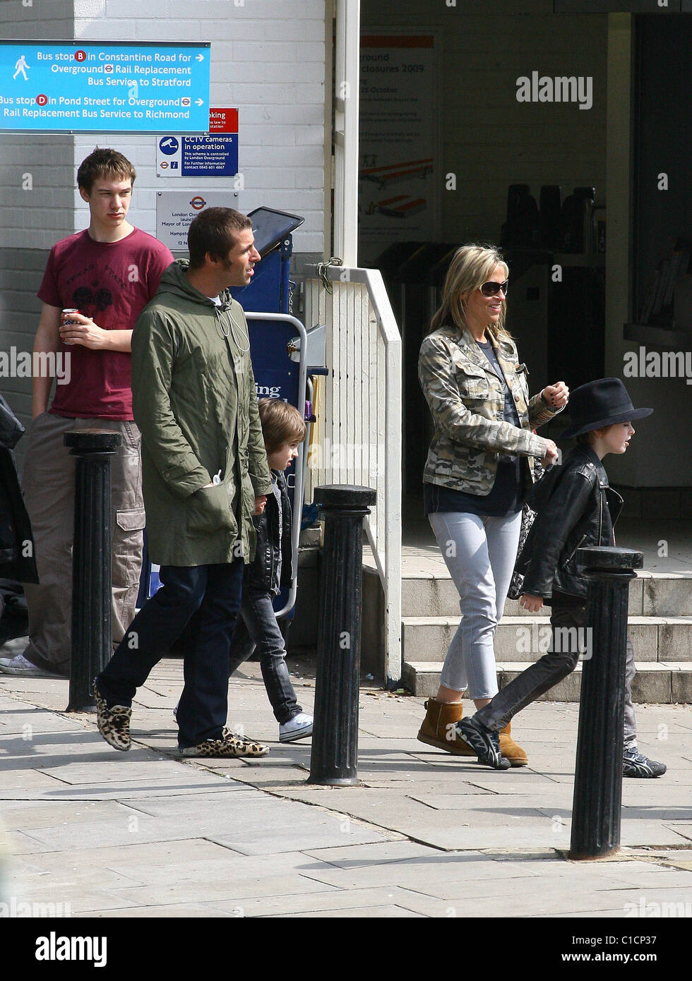 Liam Gallagher and Nicole Appleton out in London with their children ...