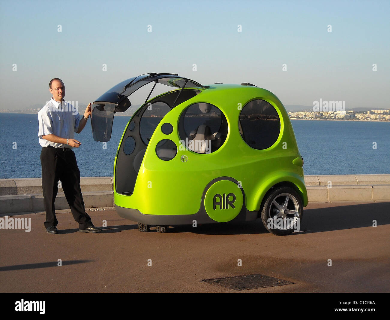 Joystick-controlled car to jump onto highways? Turn your driving ...