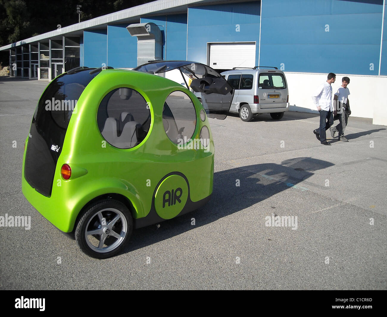 Joystick-controlled car to jump onto highways? Turn your driving ...