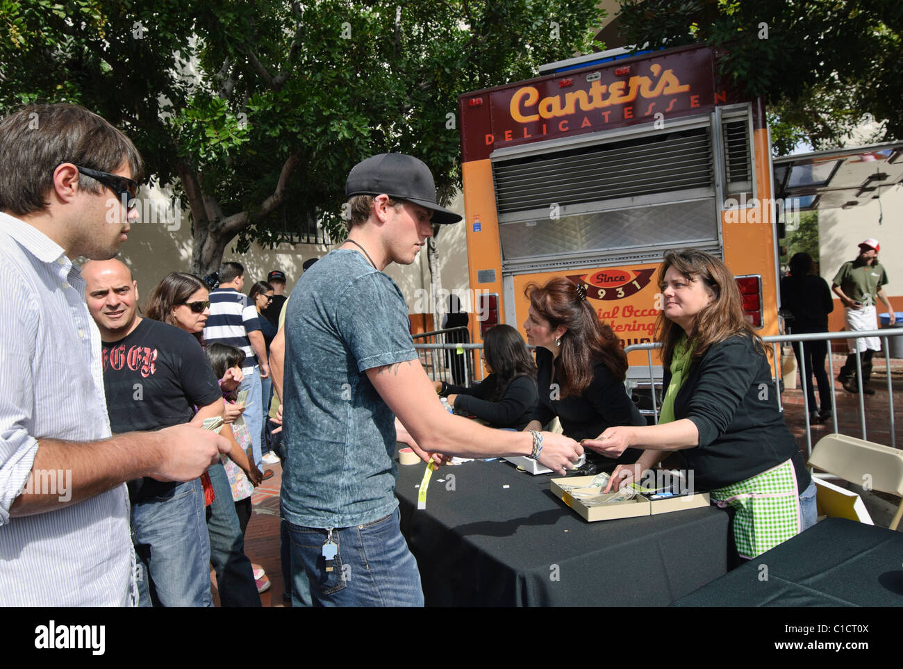 Los angeles food festival hi-res stock photography and images - Alamy