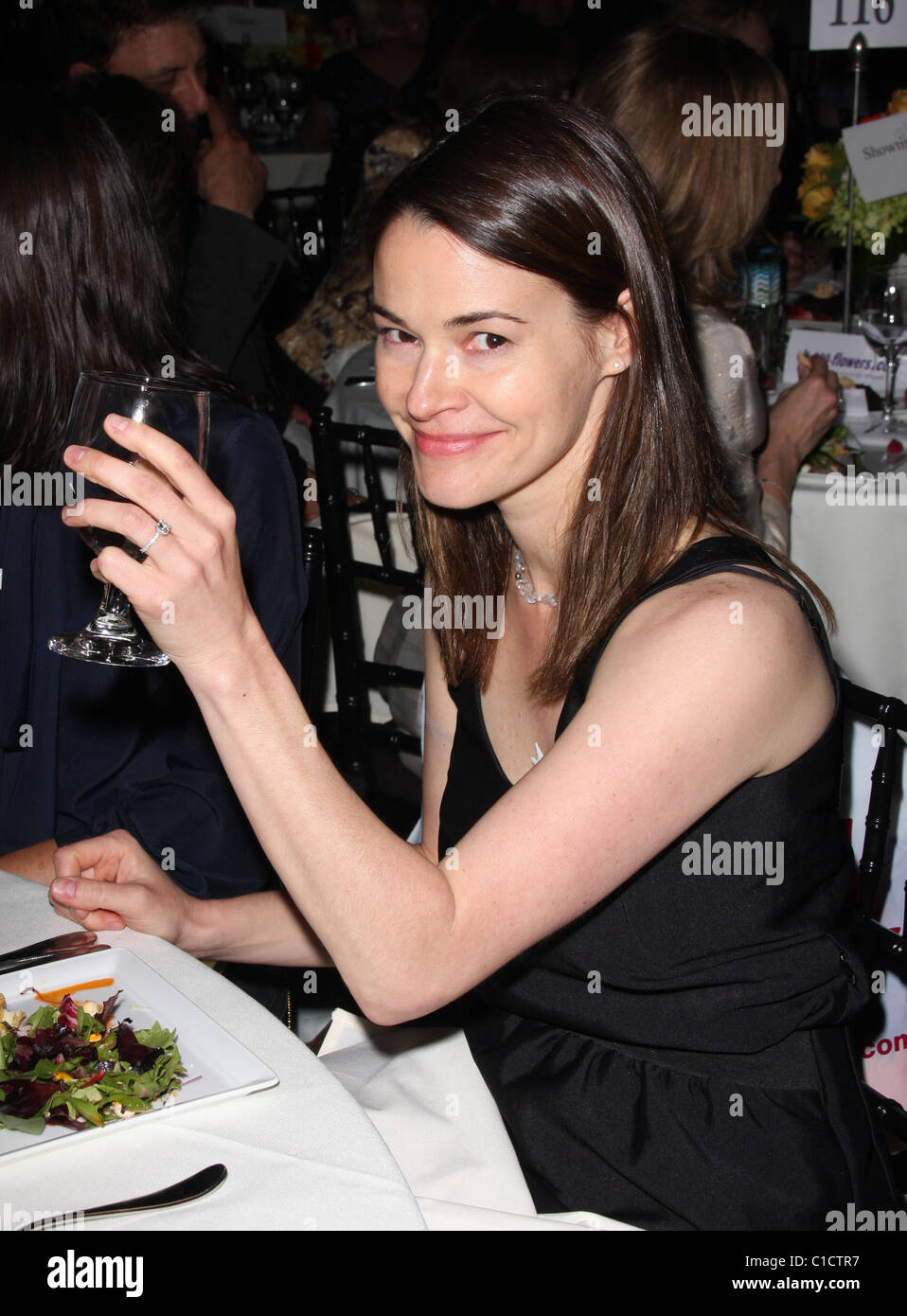 Leisha Hailey 20th Annual GLAAD Media Awards - Dinner held at the Nokia ...