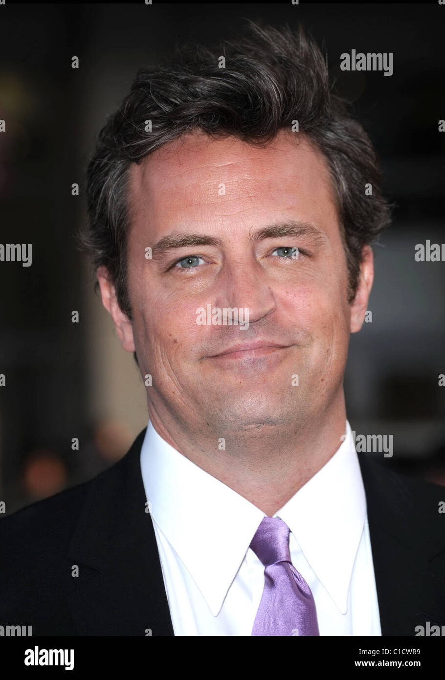 Matthew Perry 17 Again Premiere at Grauman's Chinese Theater in Los ...