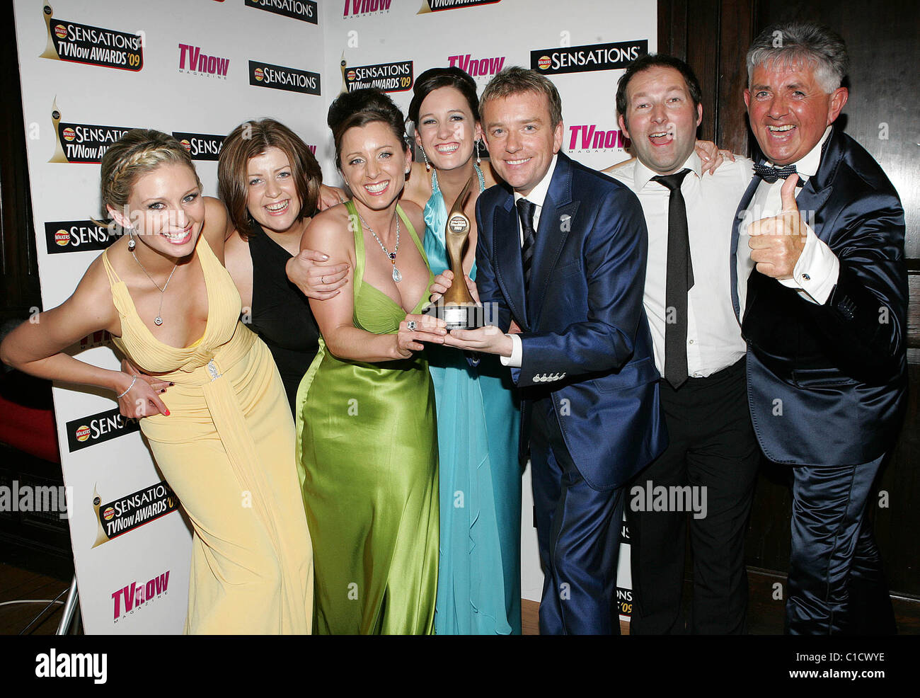 The cast of TV3 The Sensations TV Now Awards 2009 held at The Mansion ...