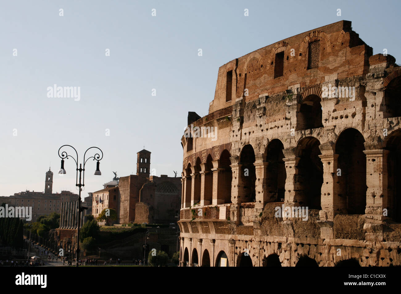 the colosseum amphitheatre wall facade, rome Stock Photo - Alamy
