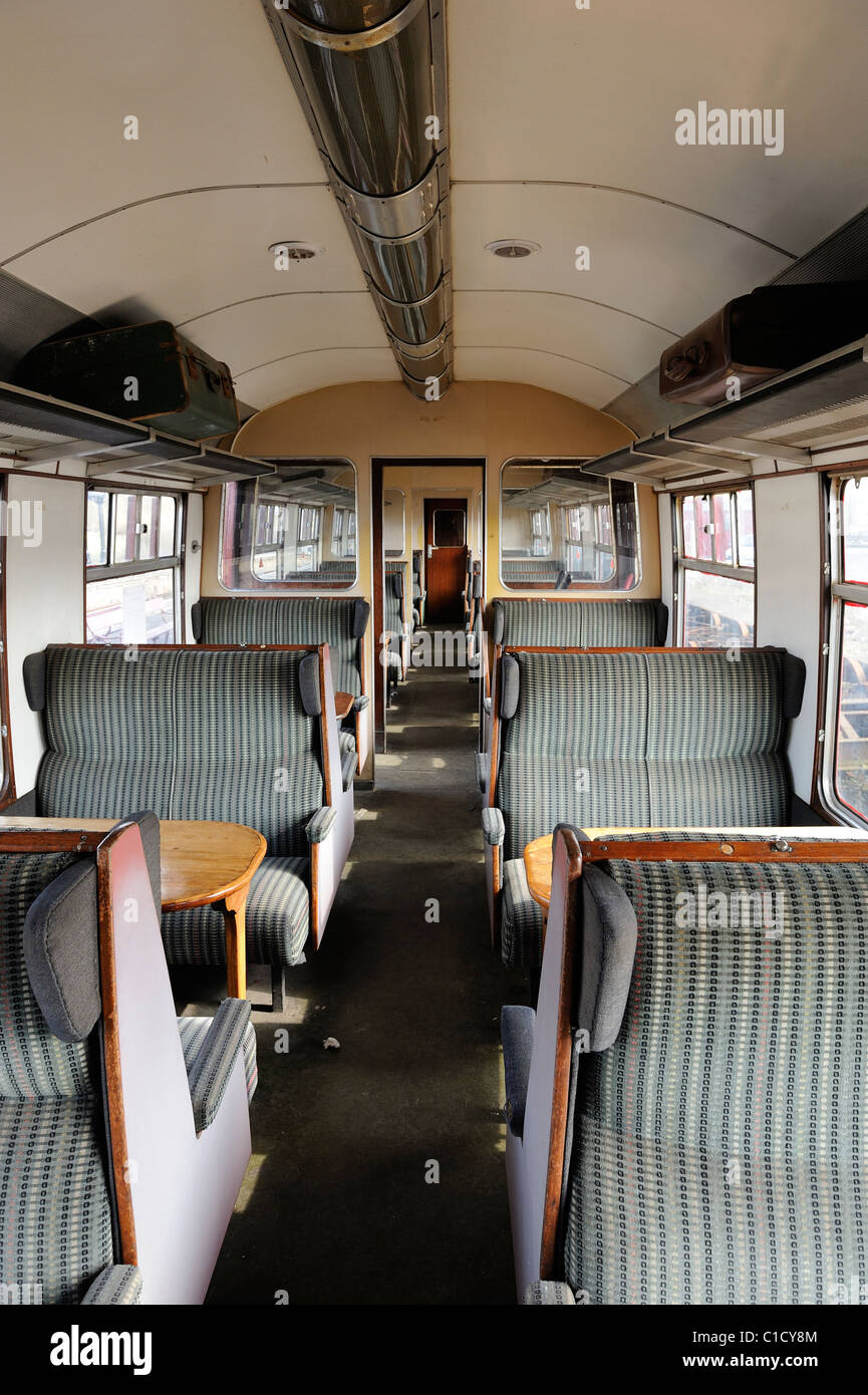 old interior of British rail coach england uk Stock Photo - Alamy