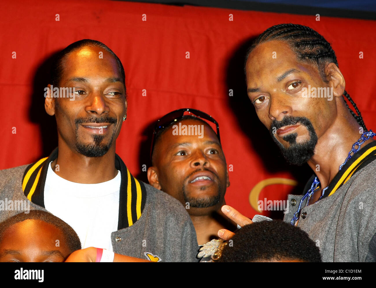 Snoop Dogg and Los Angeles Pomona Steelers Football Team Snoop Dogg ...