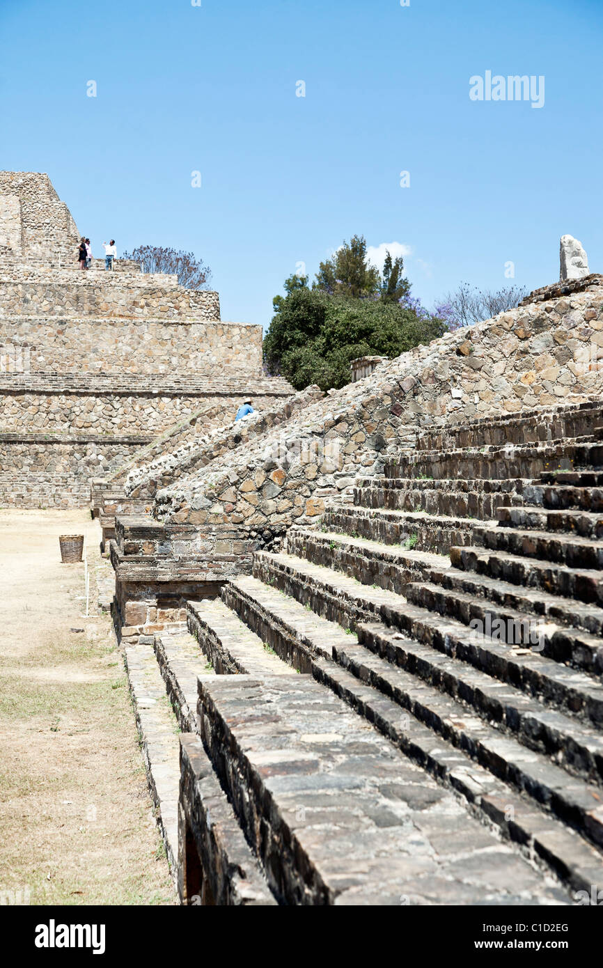 view along face of east building group of regal pre Columbian ...