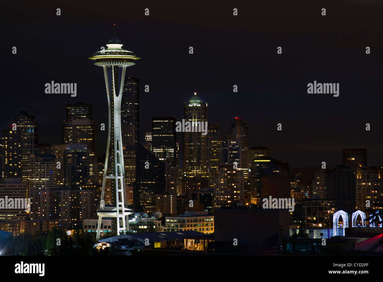 Seattle Washington Skyline with Space Needle After Dark Stock Photo - Alamy