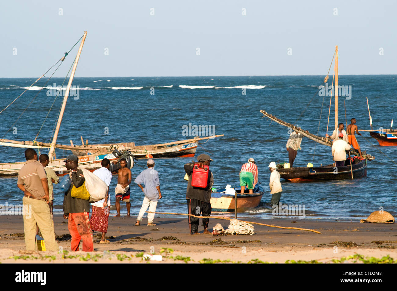 Kenyan fishing boat hi-res stock photography and images - Alamy