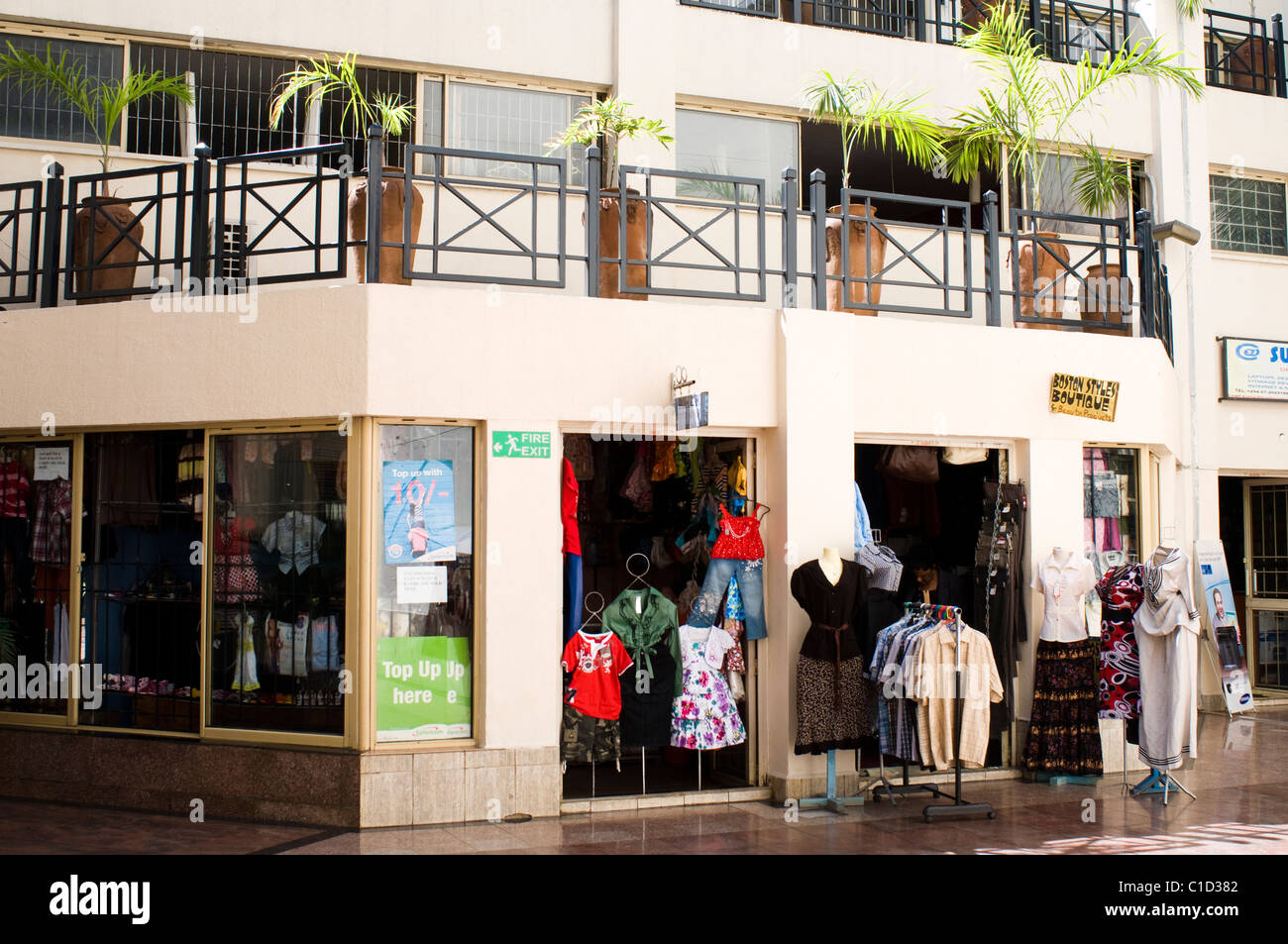 Kenya shopping mall clothes hi-res stock photography and images - Alamy