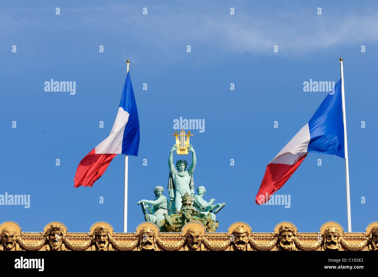 Flags and statues atop the Opera House, Paris, France Stock Photo - Alamy