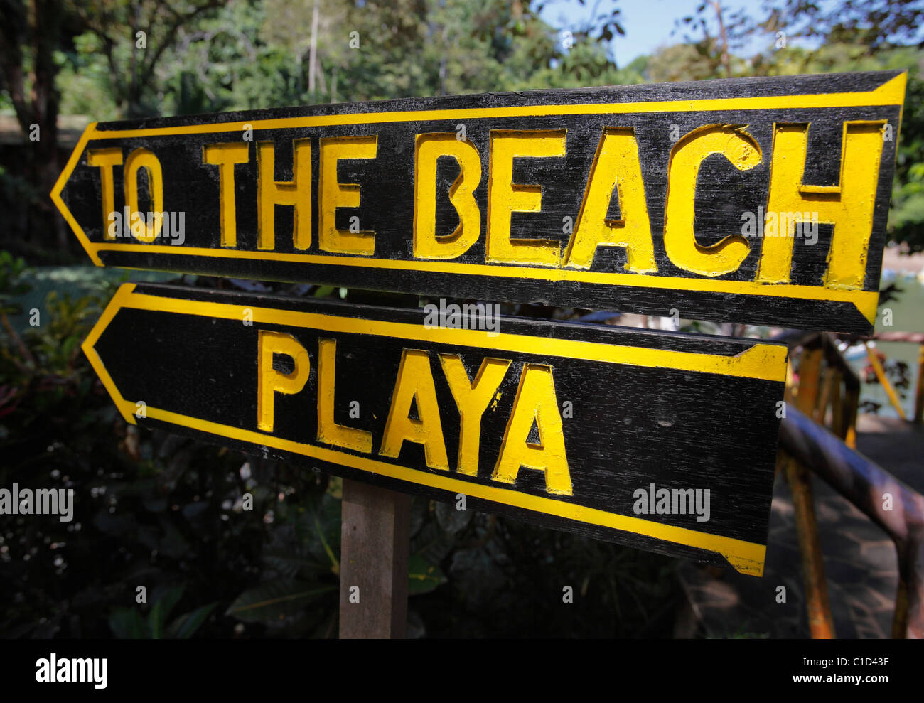 Resort lodge sign, Costa Rica Stock Photo - Alamy