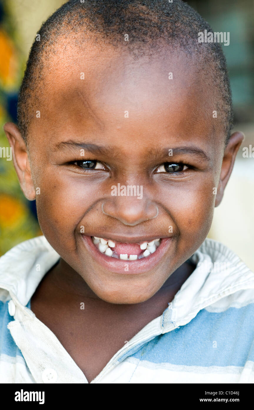 African missing teeth hi-res stock photography and images - Alamy