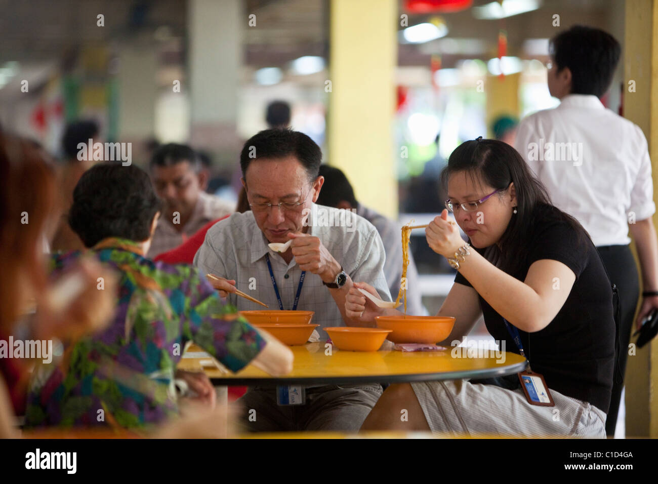 Hawker food centre singapore hi-res stock photography and images - Alamy