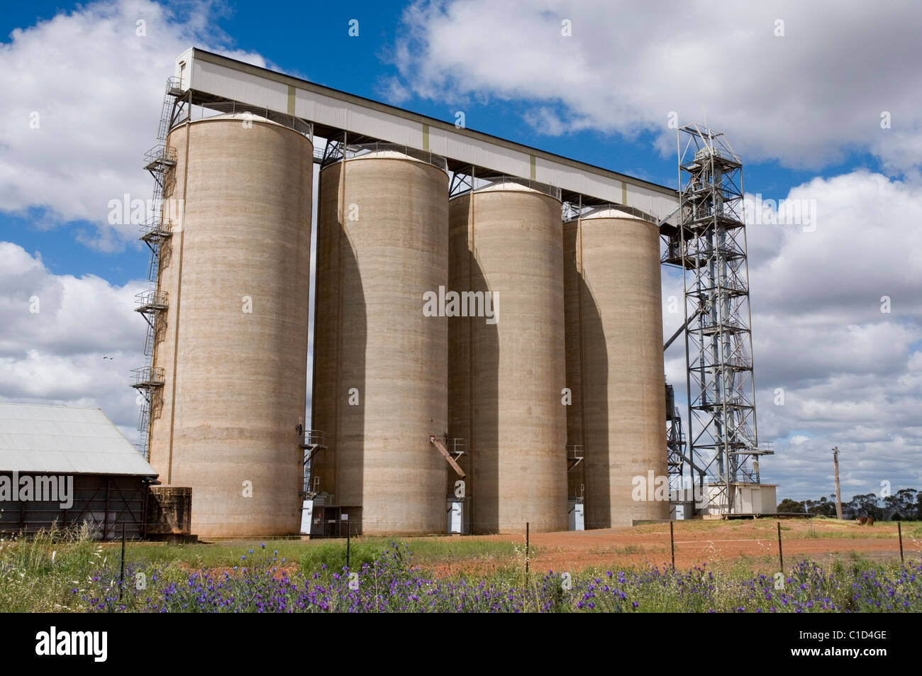 Silo railway hi-res stock photography and images - Alamy