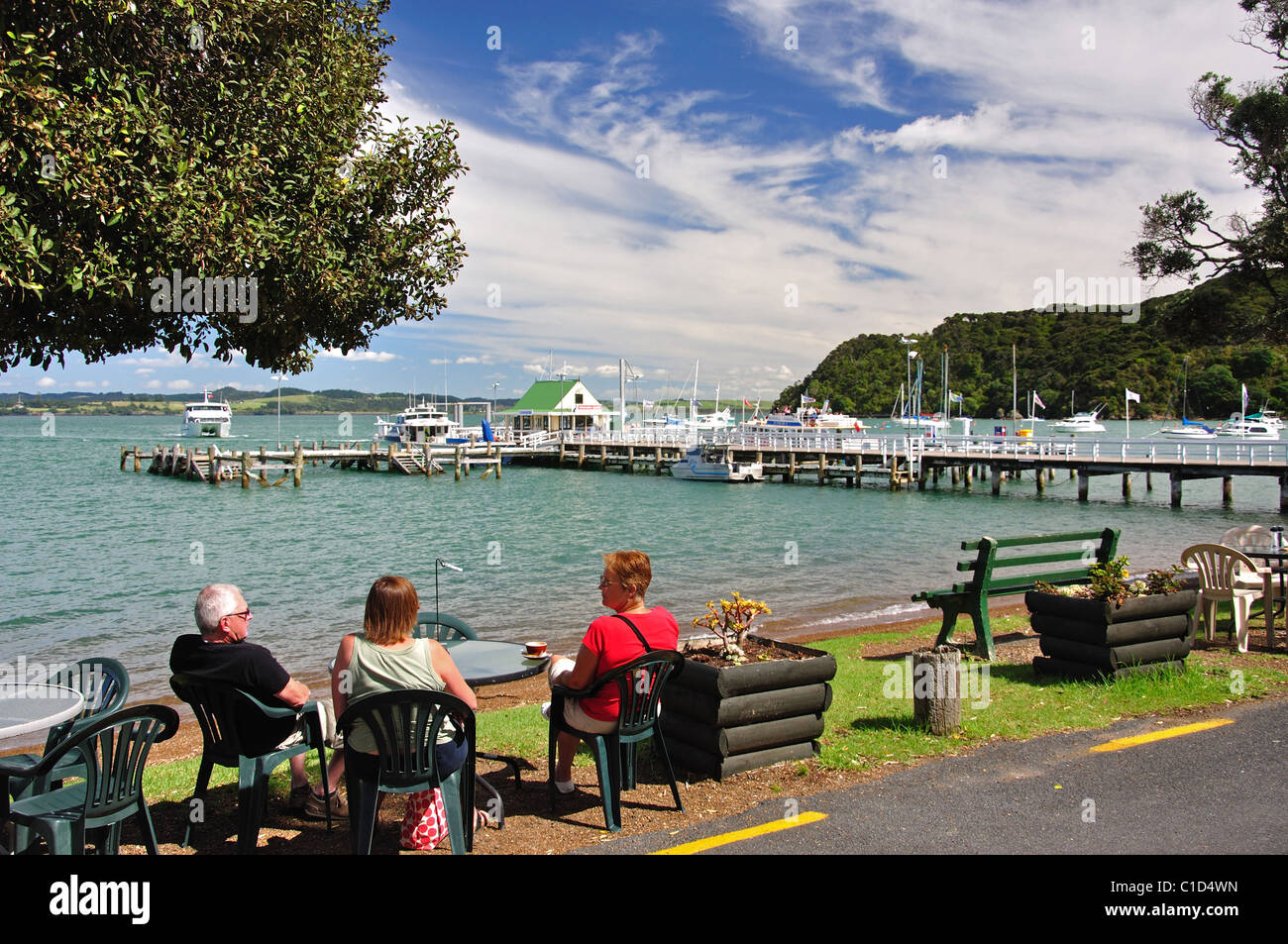 Russell new zealand waterfront hi-res stock photography and images - Alamy