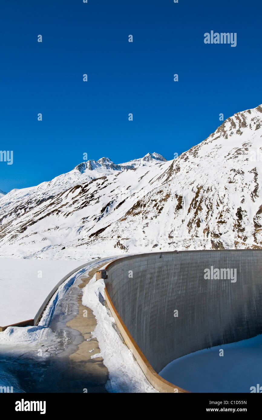 Maria pass hi-res stock photography and images - Alamy