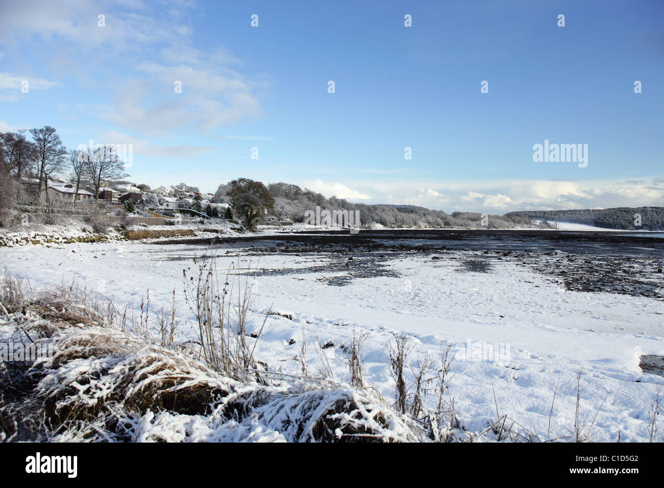 Snow on the beach at Dalgety Bay Fife Scotland Stock Photo - Alamy