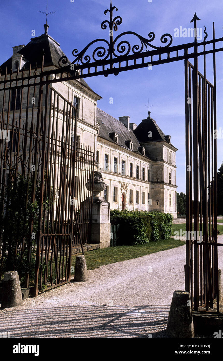 France, Yonne, castle of Ancy le Franc Stock Photo - Alamy