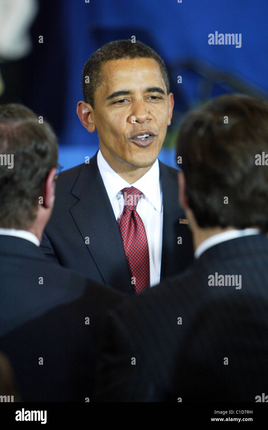 President Barack Obama signs the Edward M. Kennedy Serve America Act ...