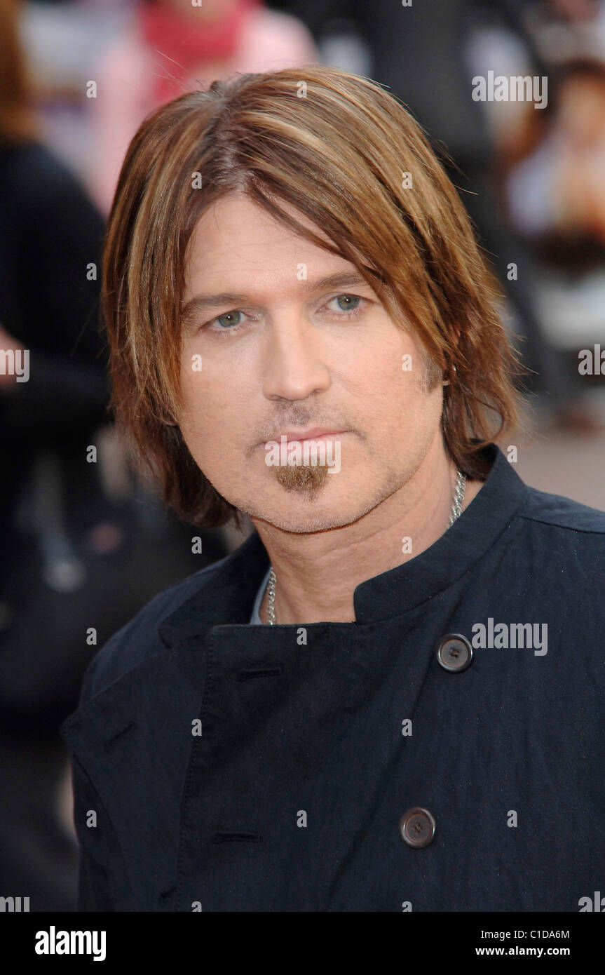 Billy Ray Cyrus, Hannah Montana UK premiere held at the Odeon West End ...