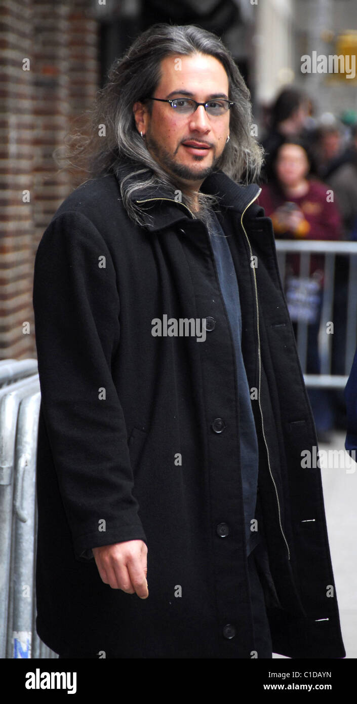 Jeff Chimenti of The Dead outside the Ed Sullivan Theater for the 'Late ...