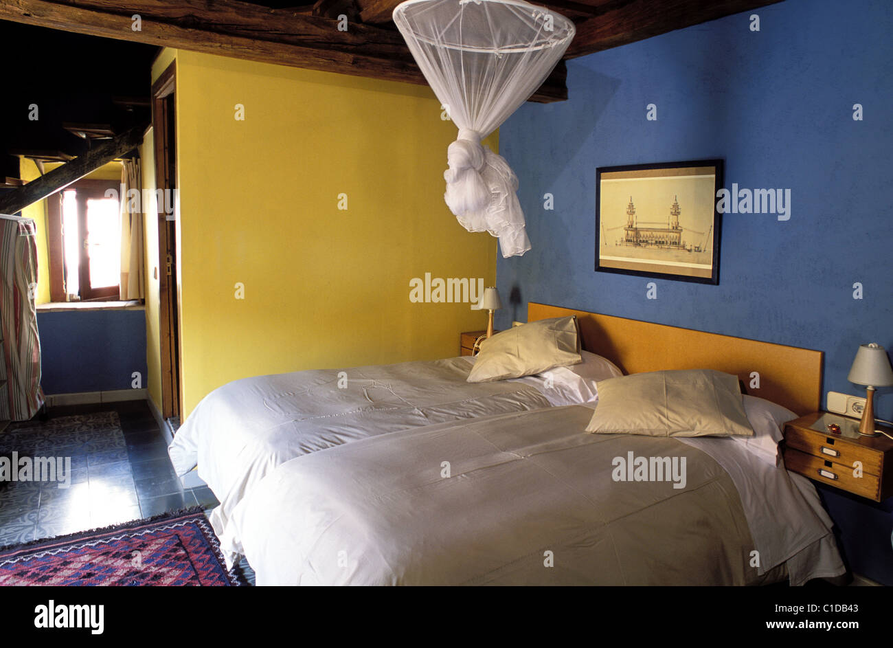 Spain, Catalonia, Fortia city, Can Bayre guests rooms, Esglesia square ...