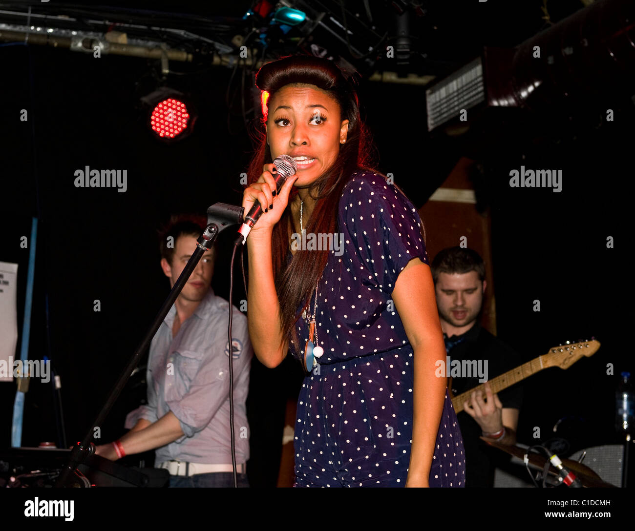 VV Brown performing live at Barfly as part of The Camden Crawl 2009 ...