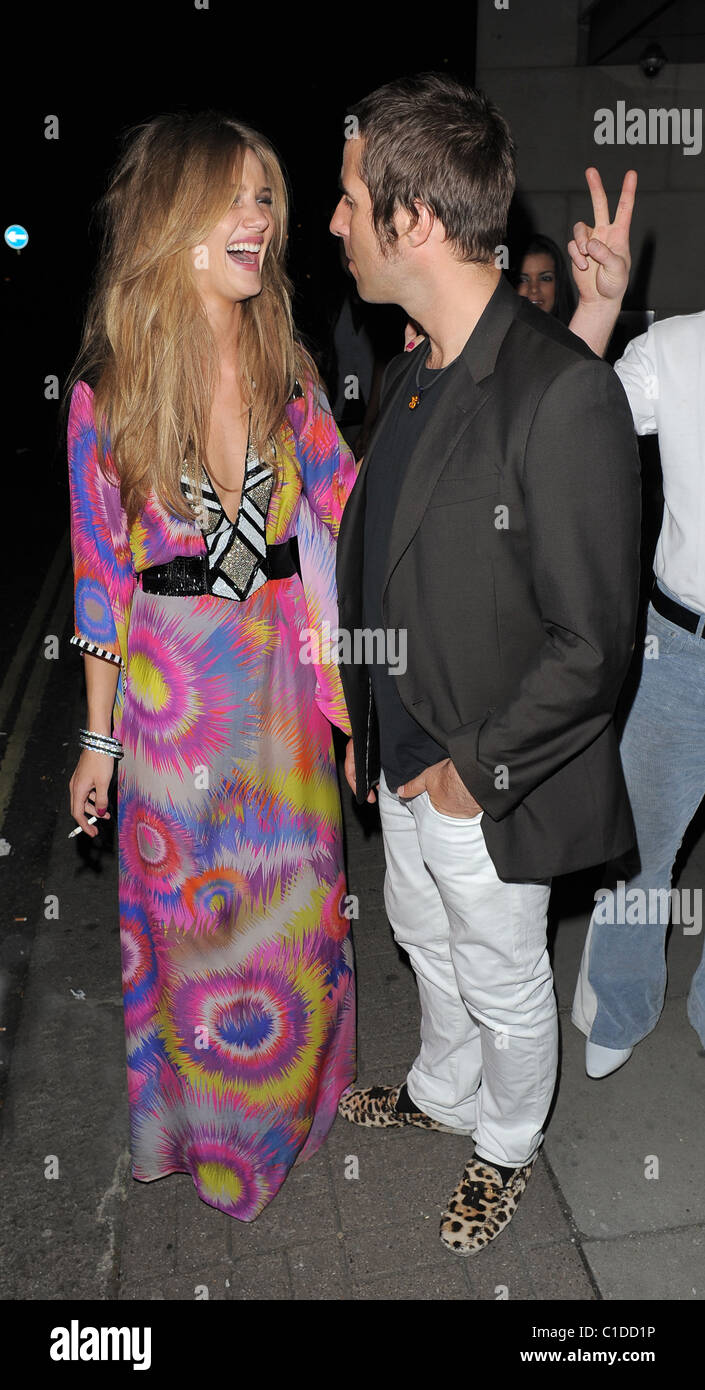 Rosie Huntington-Whiteley celebrates her 22nd birthday with Liam ...