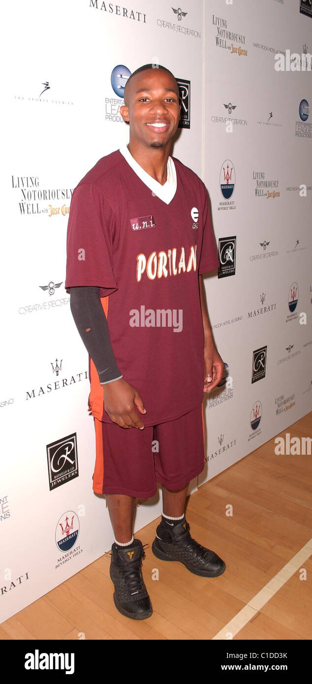 Arlen Escarpeta The Entertainment League Basketball Season Championship ...