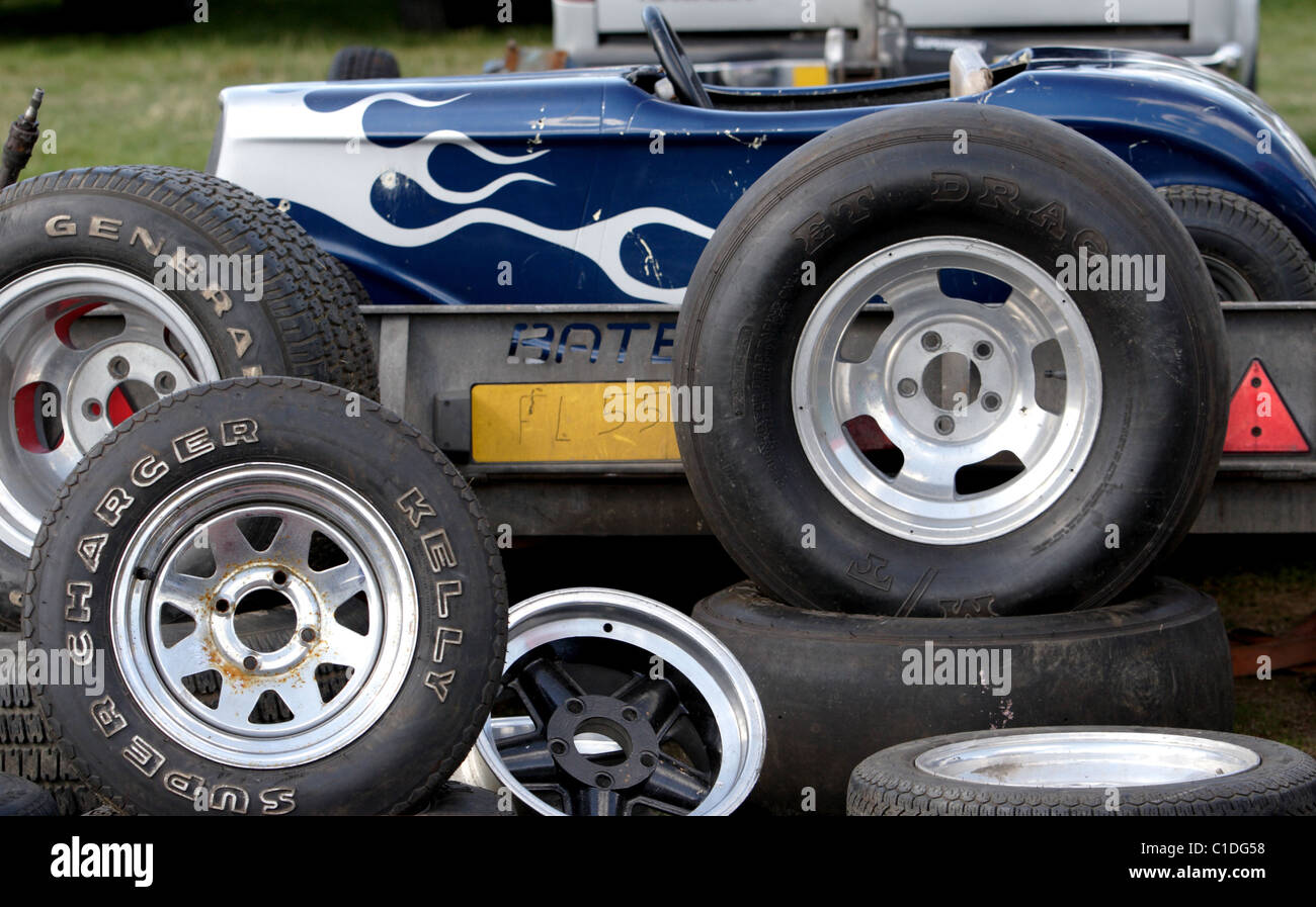 Swap meet hi-res stock photography and images - Alamy