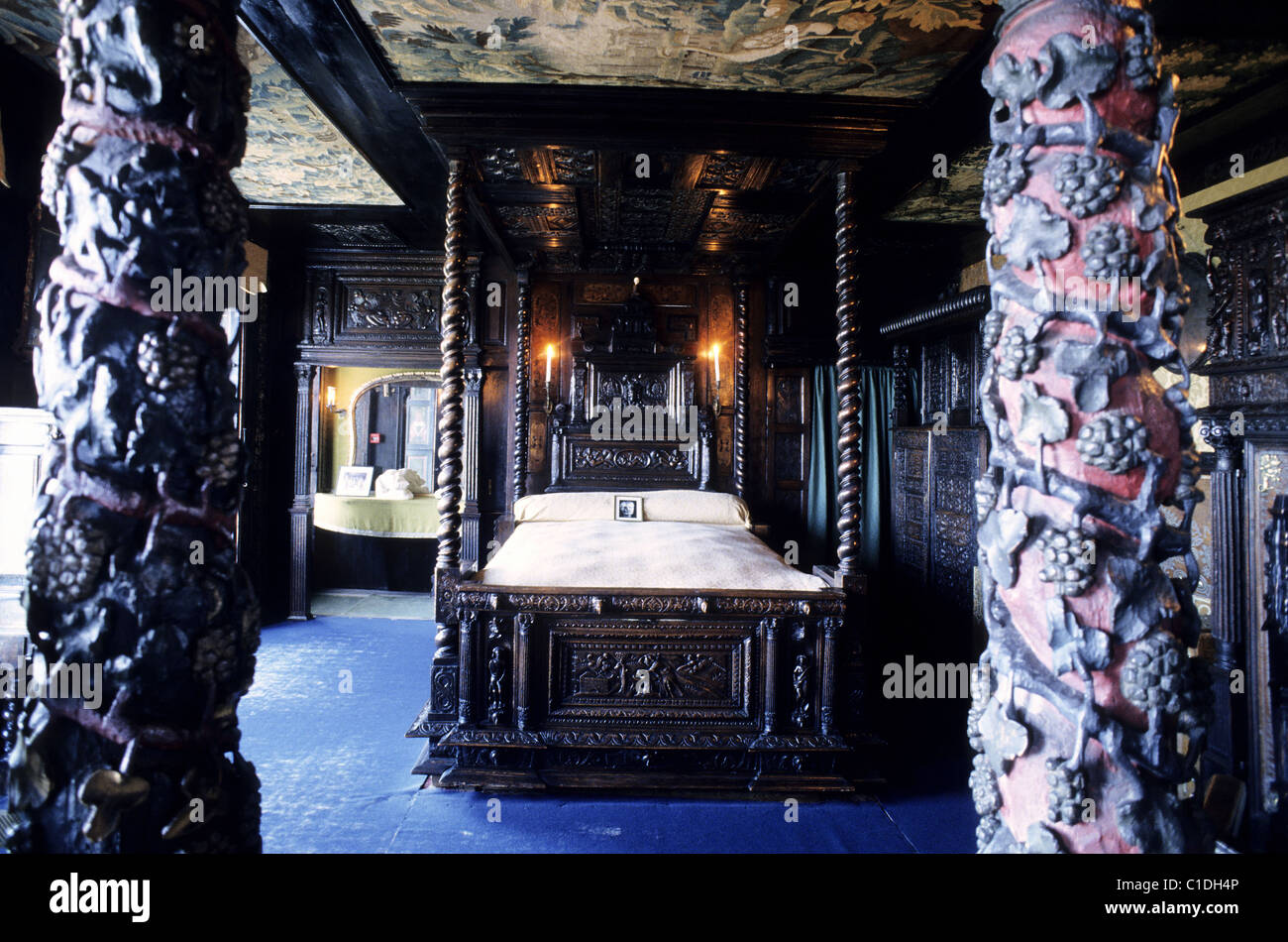 Hauteville house victor hugos house hi-res stock photography and images ...