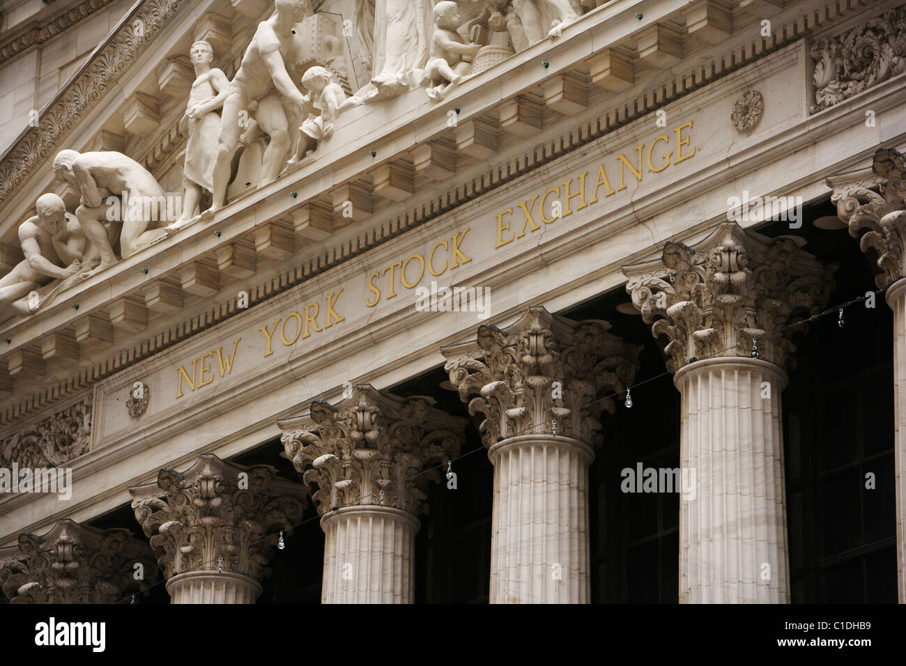 New york stock market listings hi-res stock photography and images - Alamy
