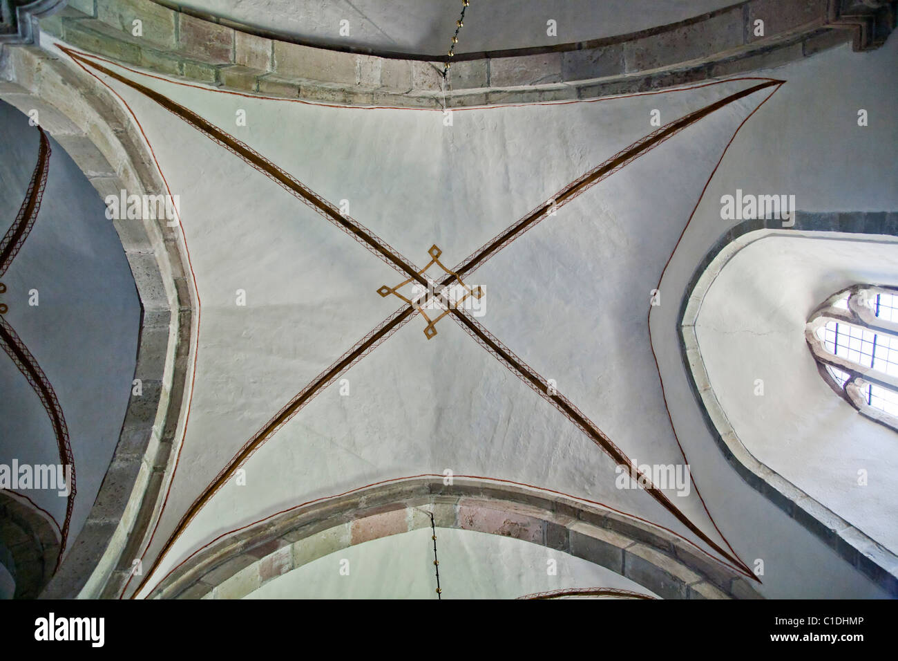 Medieval vault hi-res stock photography and images - Alamy