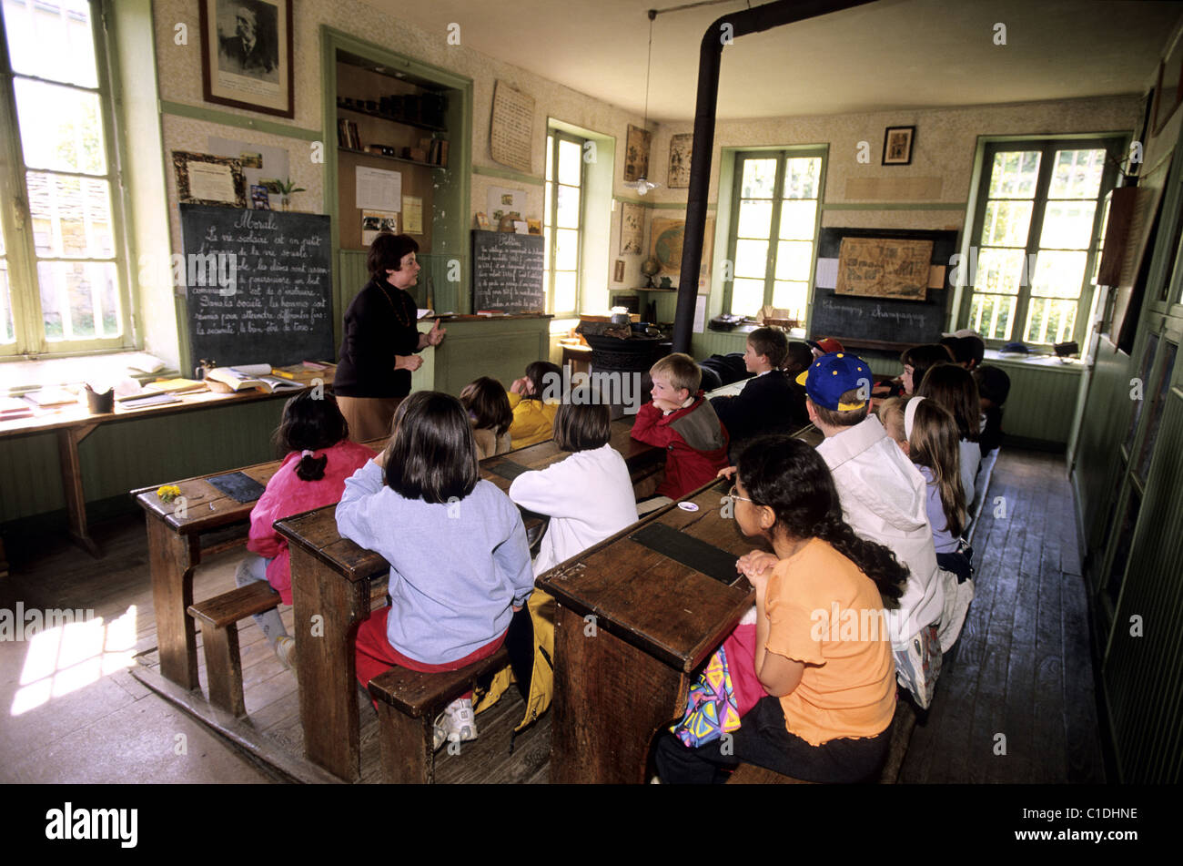 France, Cote d'Or, school children visiting the reconstitution of a ...