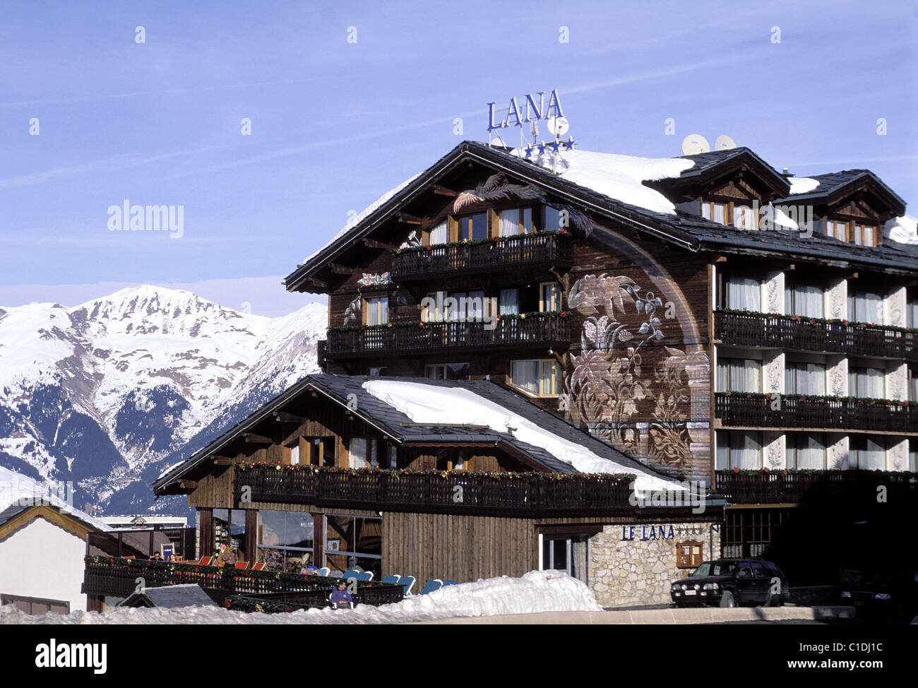 Hotel in courchevel 1850 hi-res stock photography and images - Alamy