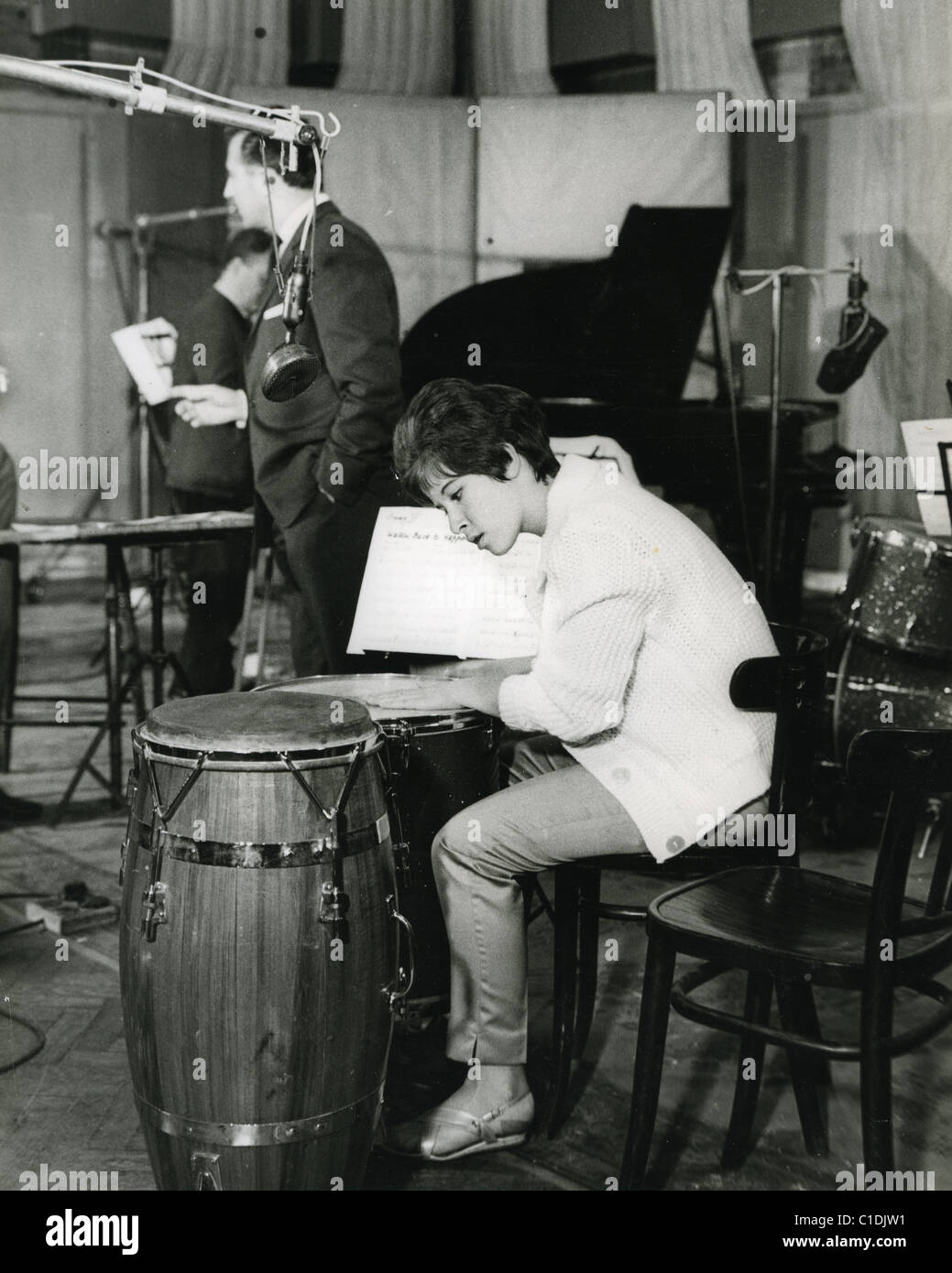 Singer helen shapiro hi-res stock photography and images - Alamy