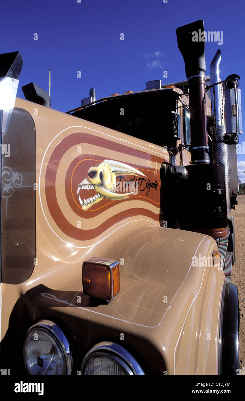 Truck bonnet High Resolution Stock Photography and Images - Alamy