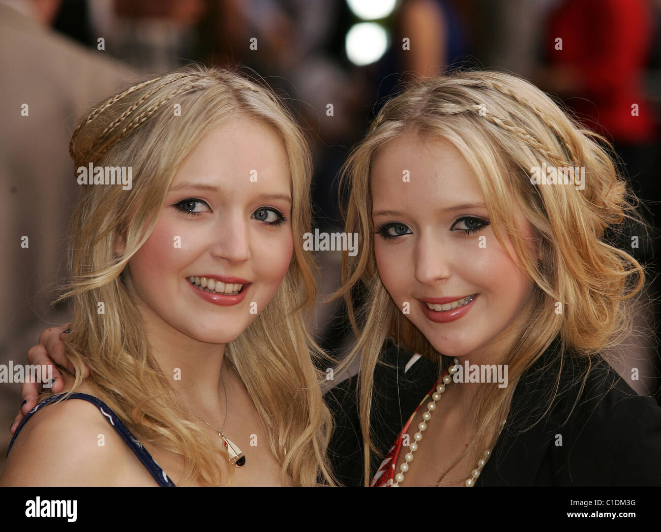 hanna montana 16 Samantha Marchant and Amanda Marchant, Hannah Montana ...