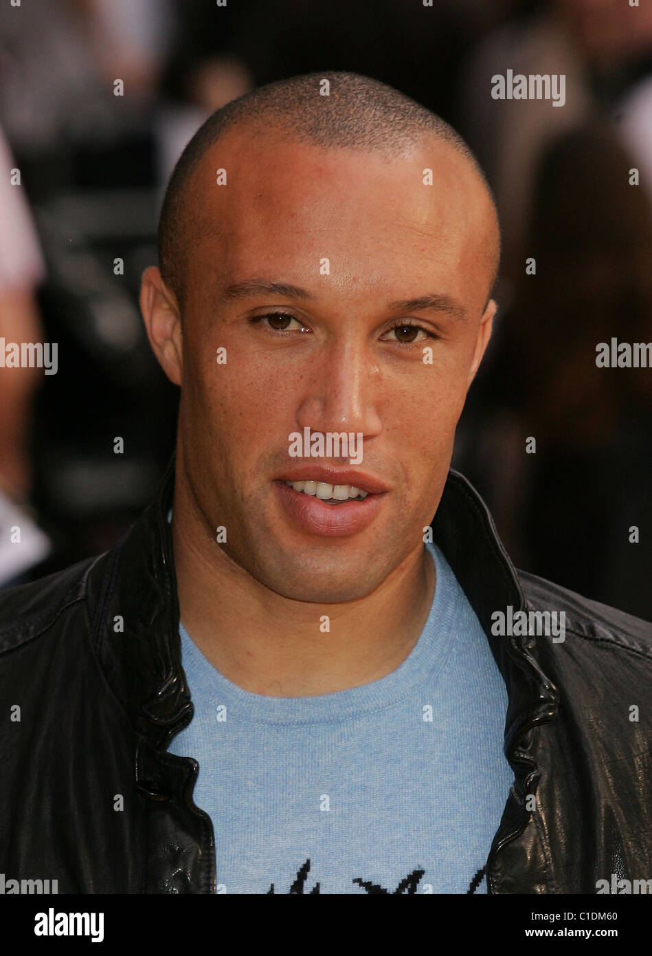 hanna montana 11 Michael Silvestre, Hannah Montana UK premiere held at ...