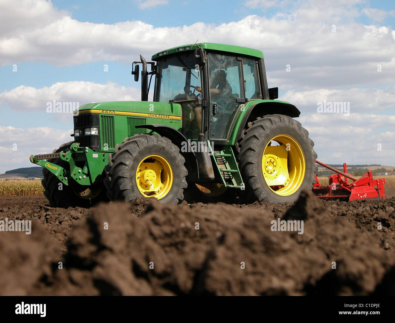 Land labor hi-res stock photography and images - Alamy