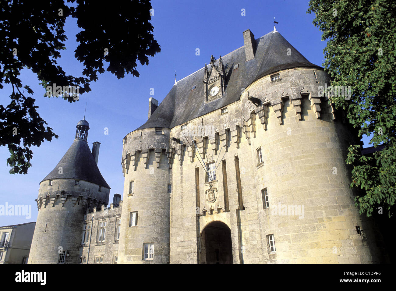 France, Charente Maritime, Jonzac , The 15th century castle Stock Photo ...