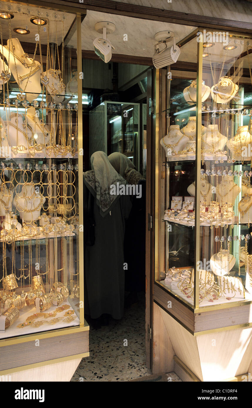 Libya tripoli shop in medina hi-res stock photography and images - Alamy