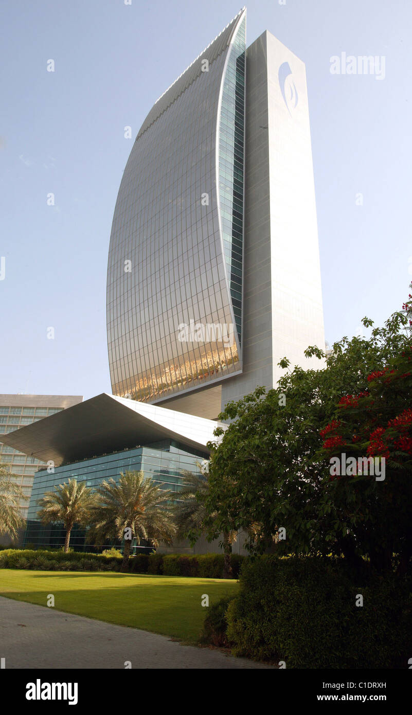 United Arab Emirates, Dubai, building in the modern city, no budget ...