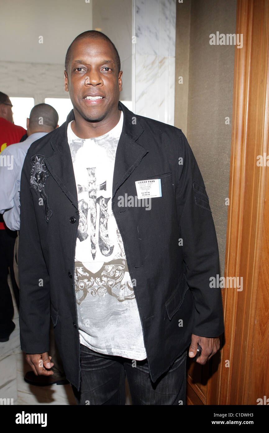 Dwight Gooden at press conference announcing Maxwell's first new album ...