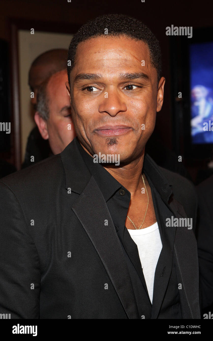 Singer Maxwell at his press conference announcing his first new album ...
