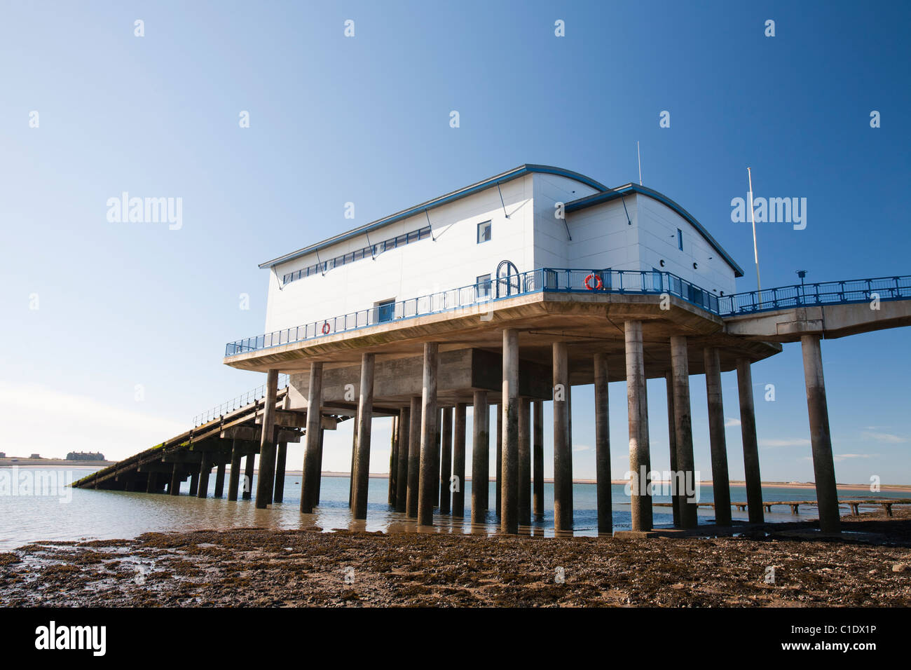 Rnli rampside hi-res stock photography and images - Alamy