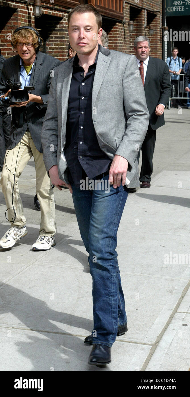 Elon Musk outside the Ed Sullivan Theater for the 'Late Show With David ...