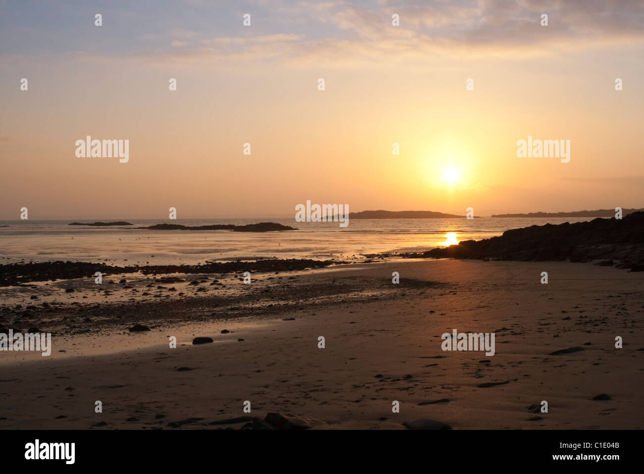 Serene irish beaches hi-res stock photography and images - Alamy